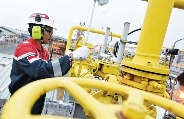 Catat Ya, Pertamina EP Optimistis Capai Target Produksi 2026, Dirut ...