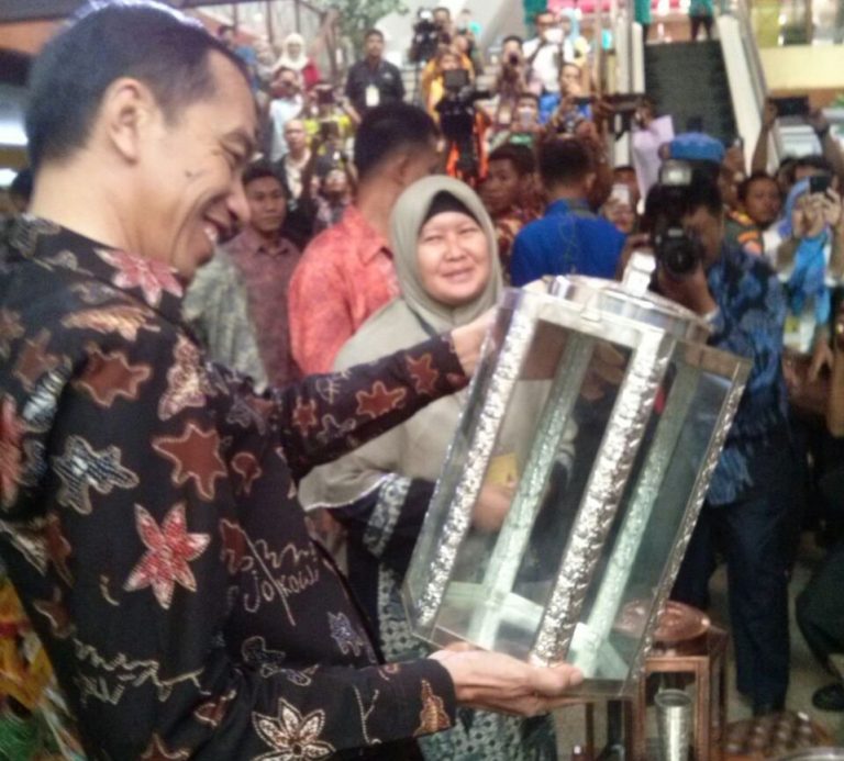 Produk Mandiri Art Shop Diminati Ekspatriat Hingga Presiden » Berita ...