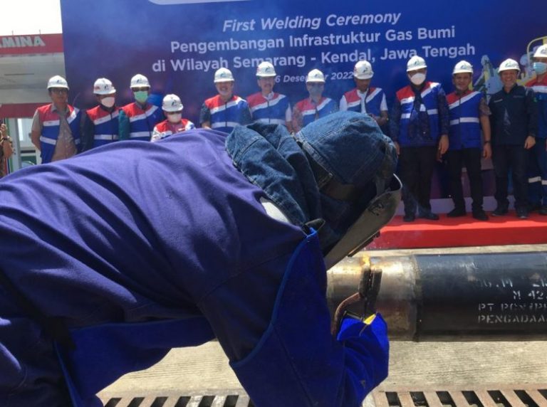 Subholding Gas Pertamina Mulai Bangun Pipa Distribusi ke ruas Mangkang ...
