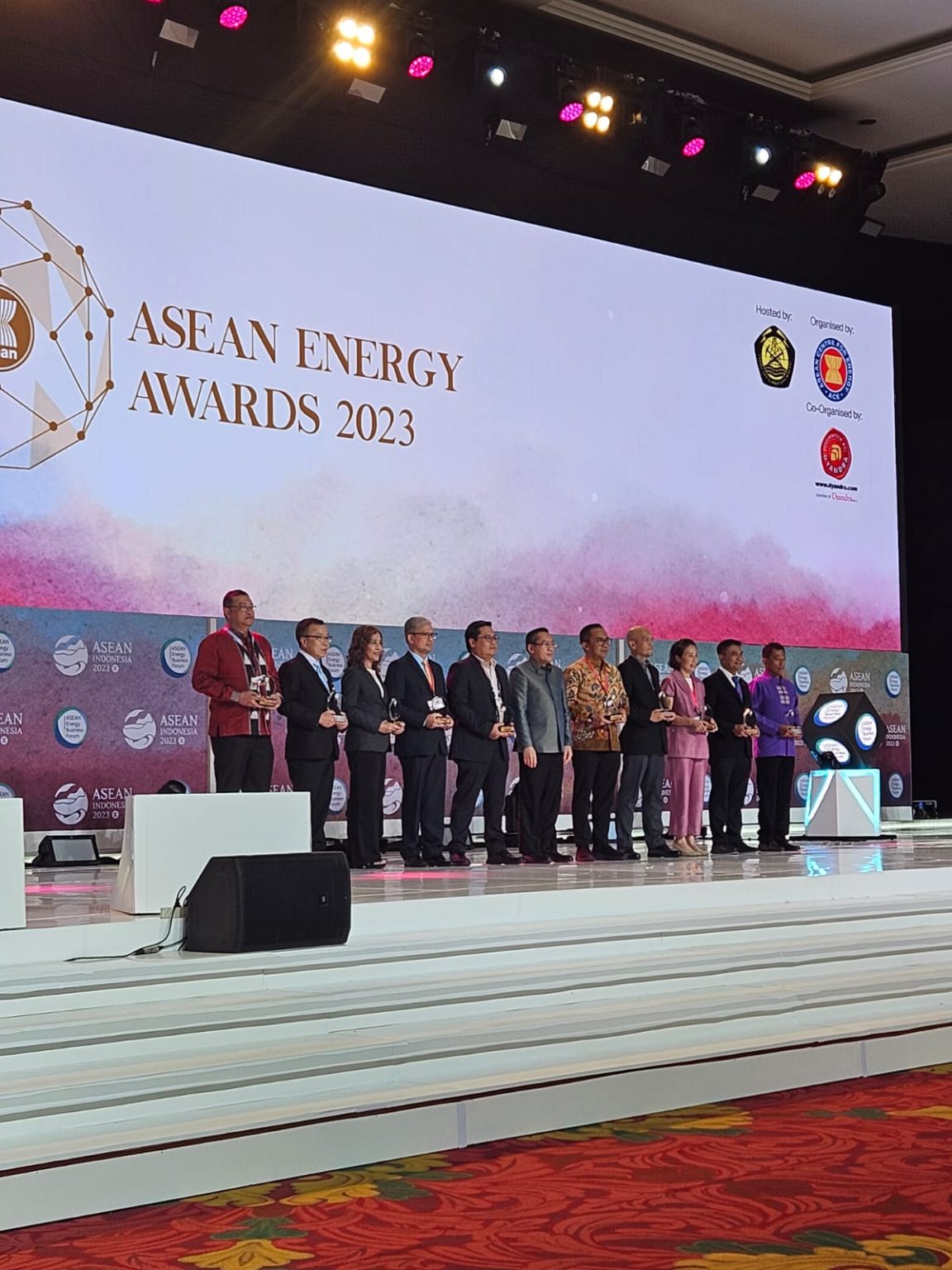 Pengembangan Renewable Biofuel PT KPI Raih Penghargaan Renewable Energy ...