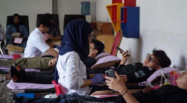Donor Darah ITPLN Buktikan Tingginya Kepedulian Sosial Mahasiswa dan ...